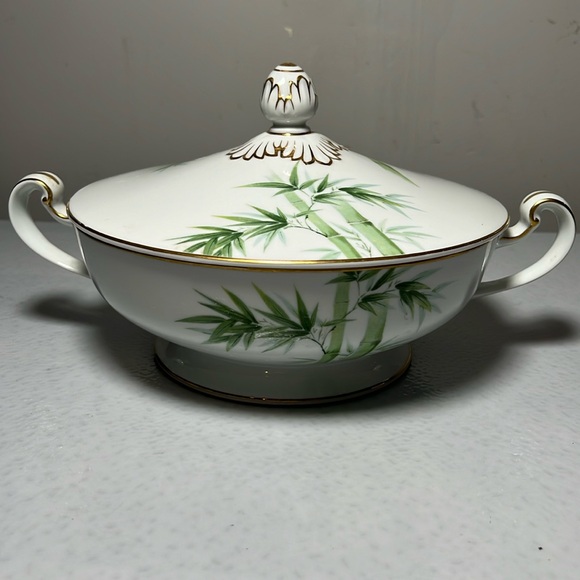 Noritake | Dining | Vintage 94s Noritake Lidded Casserole Noritake Toki ...